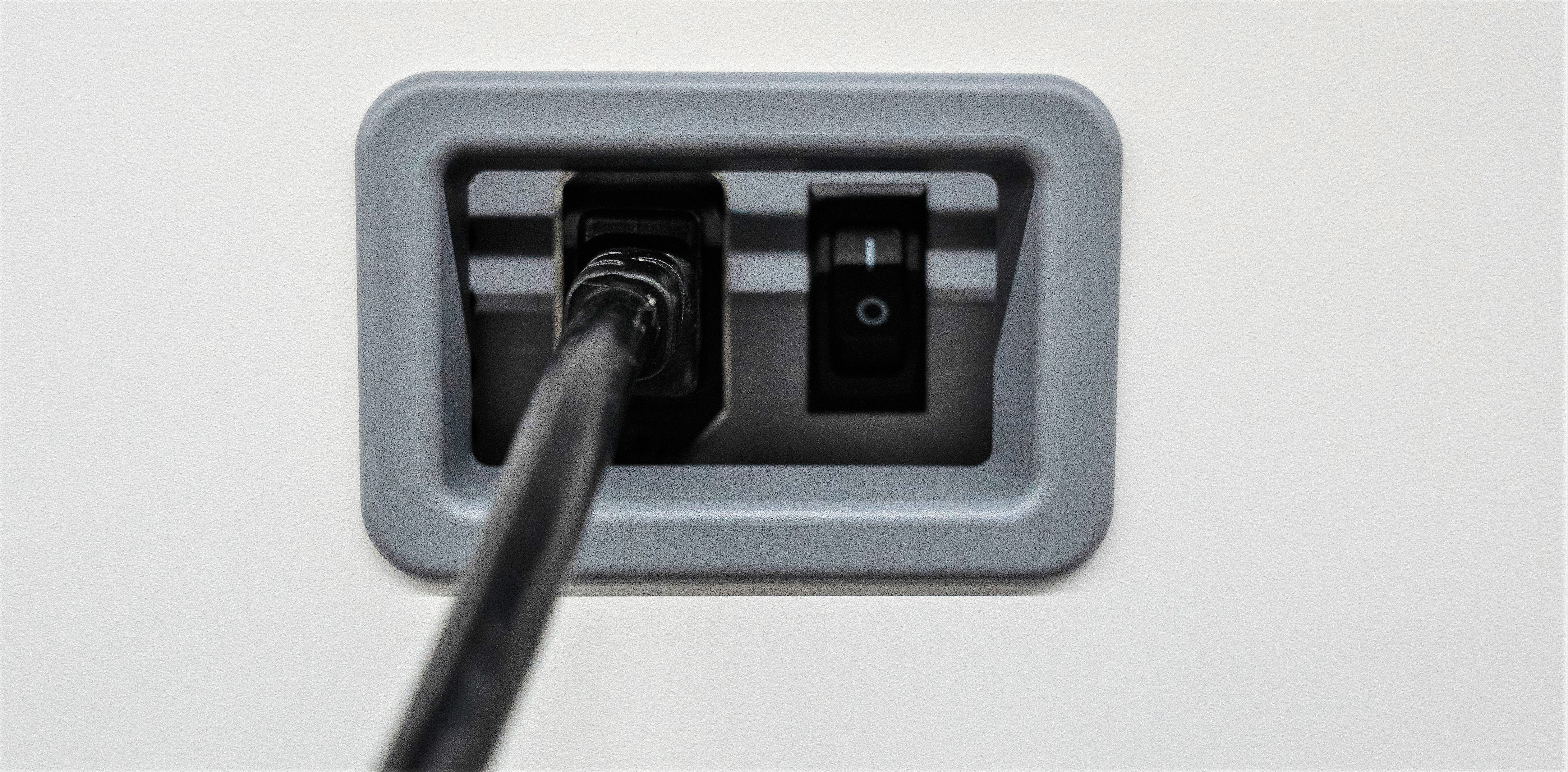 MJP 300W/300W Plus Power On Printer